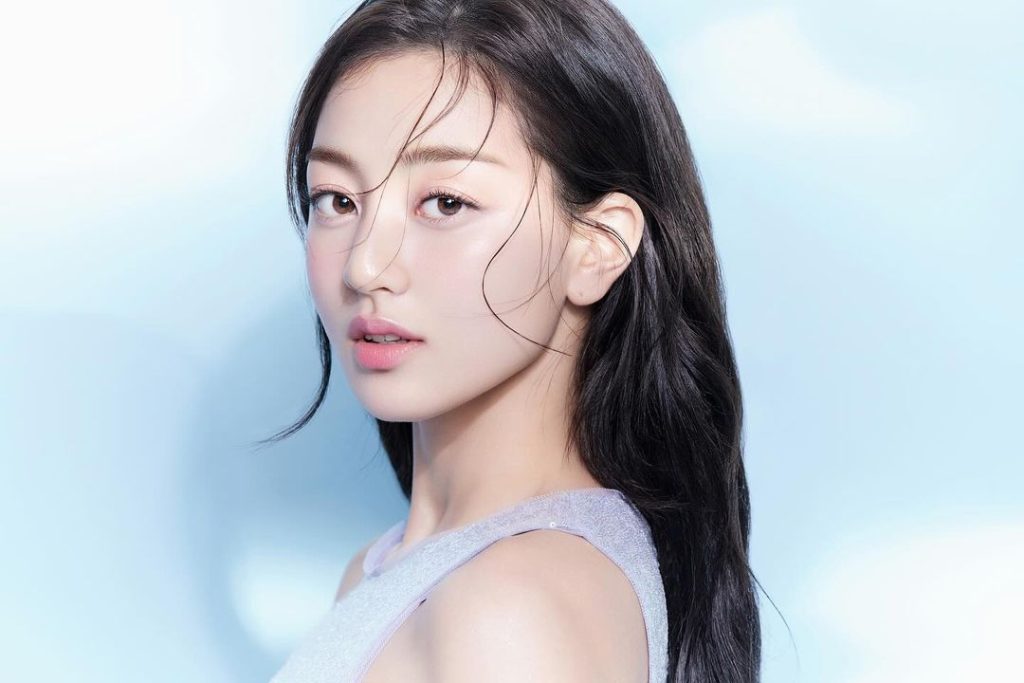 TWICE’s Jihyo Shares First Social Media Update Since Dating Rumors - K ...